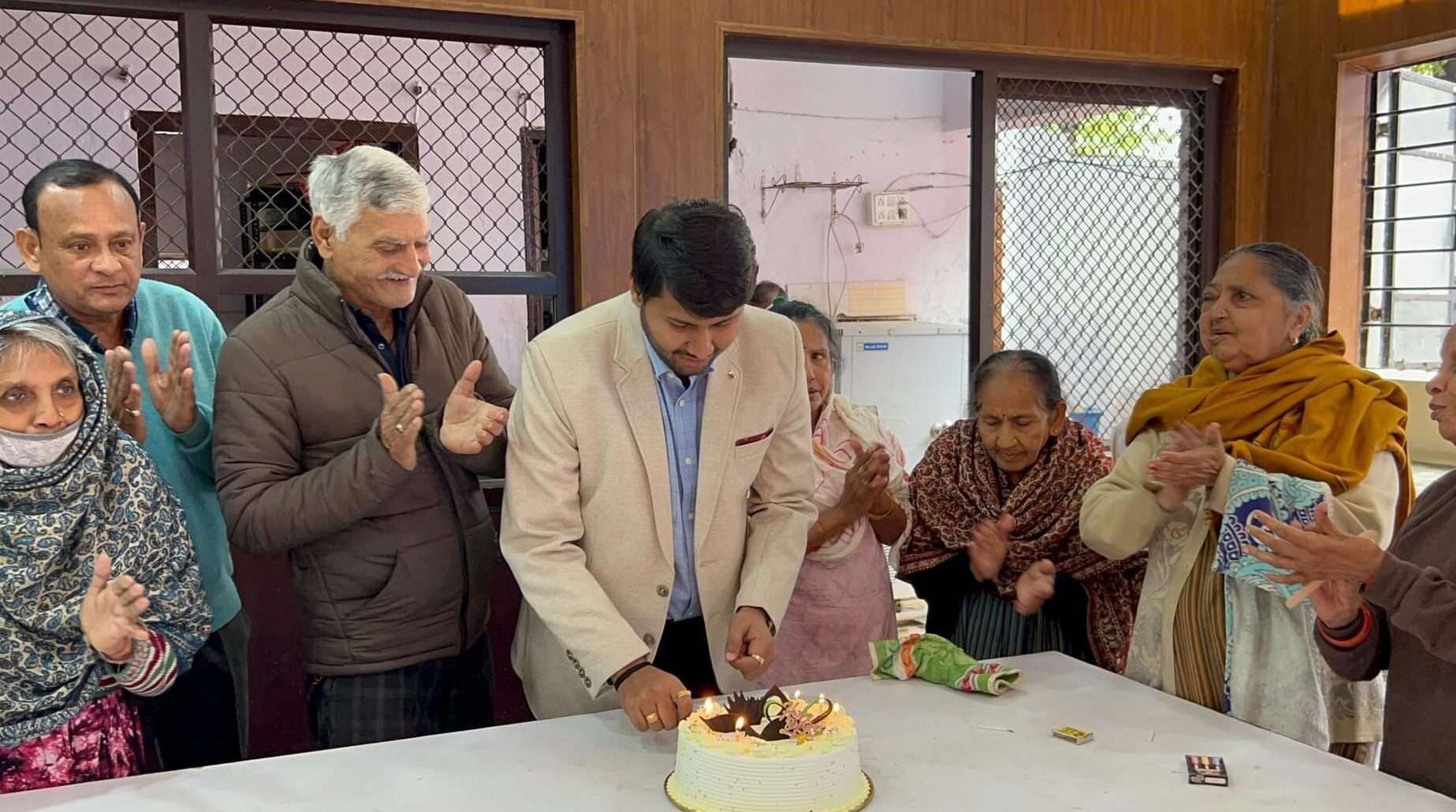 Celebrating Acts of Kindness at Swaraj Vridha Ashram - Soul Inside ...